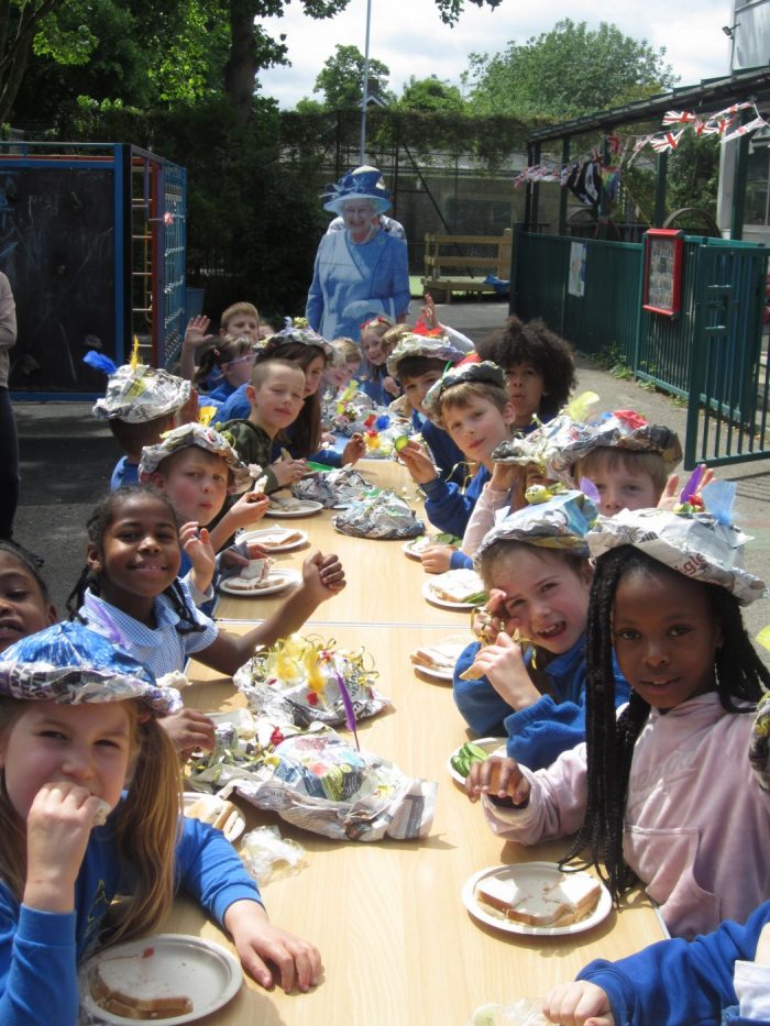 St Aidan's Primary School | We celebrated the Queen’s Platinum Jubilee ...